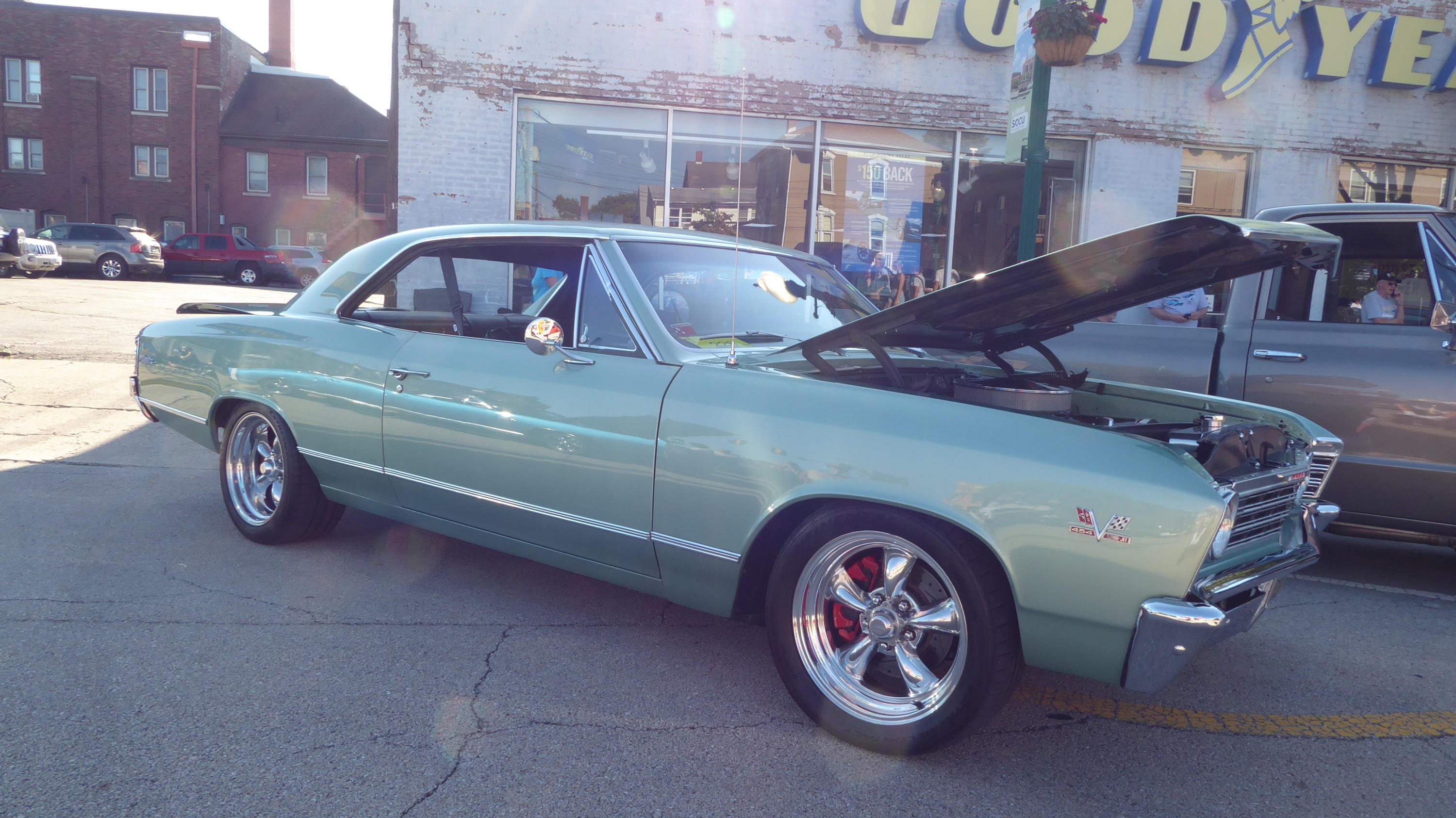 The_Keeper's Babe of the Day! - Page 6 of 399 - Cool cars, sick jokes ...